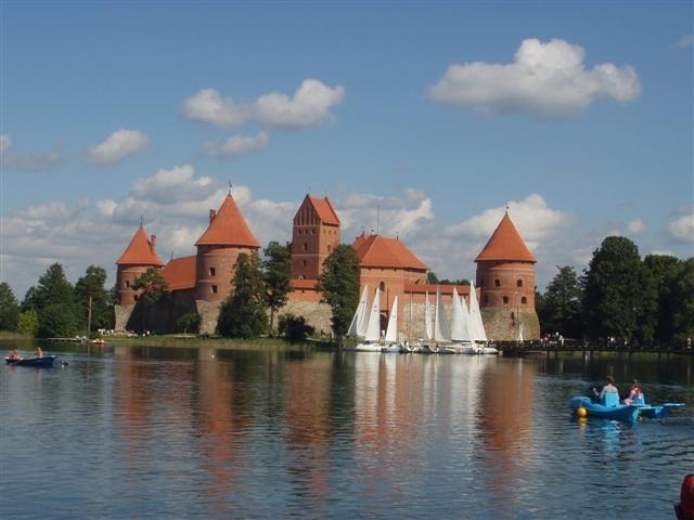 Traukinys Vilnius-Trakai, bilietų kainos, tvarkaraštis Makalius.lt